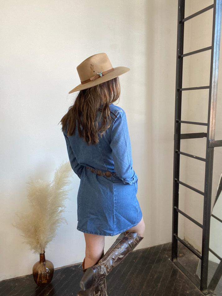 Final Sale Wrangler Beth Button Dress – Wiseman’s Western