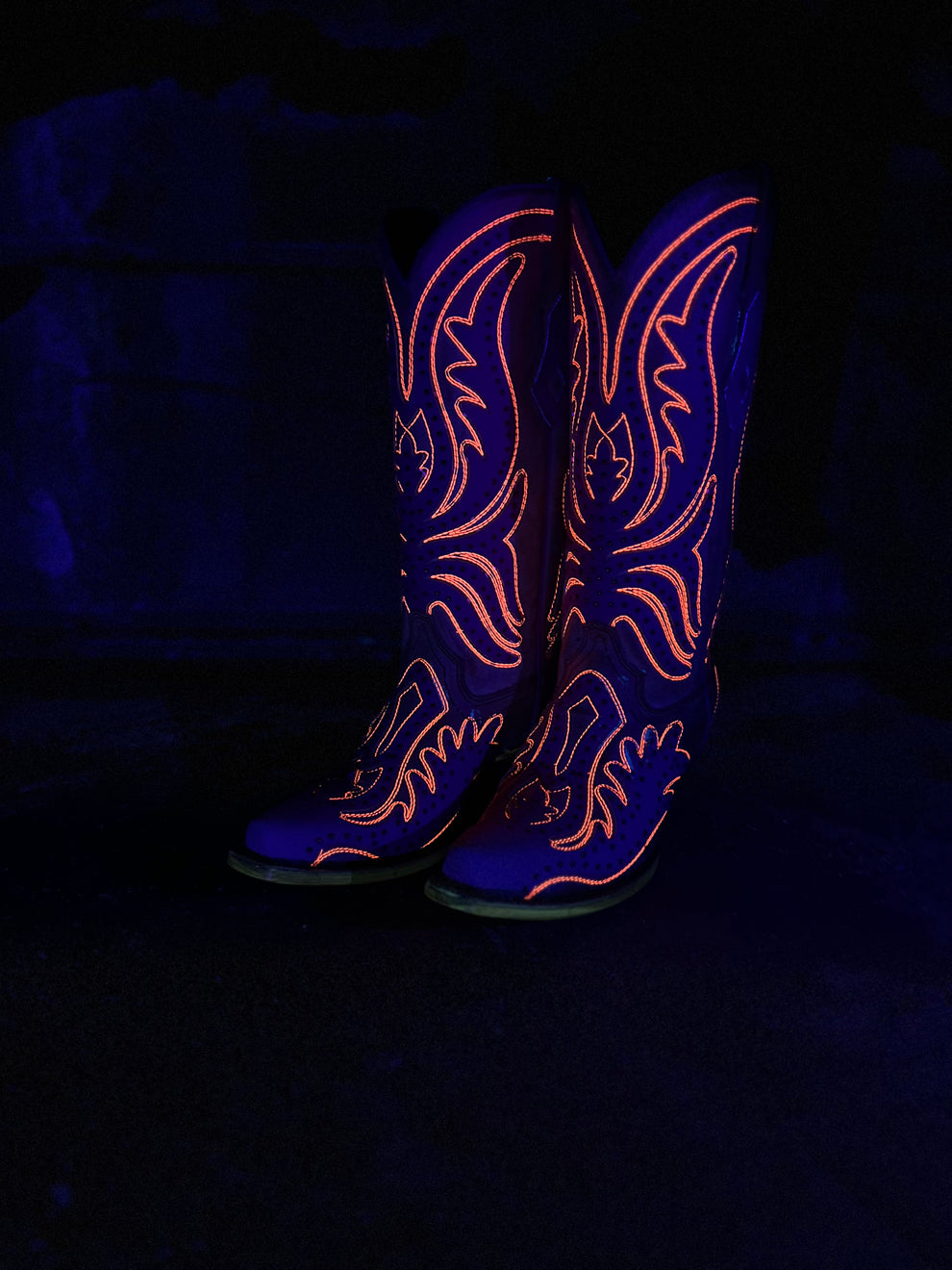 The Vivid Neon Black Light Boots – Wiseman’s Western