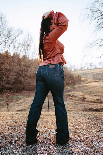 Bᴇʟʟ Bᴏᴛᴛᴏᴍs – Wiseman’s Western